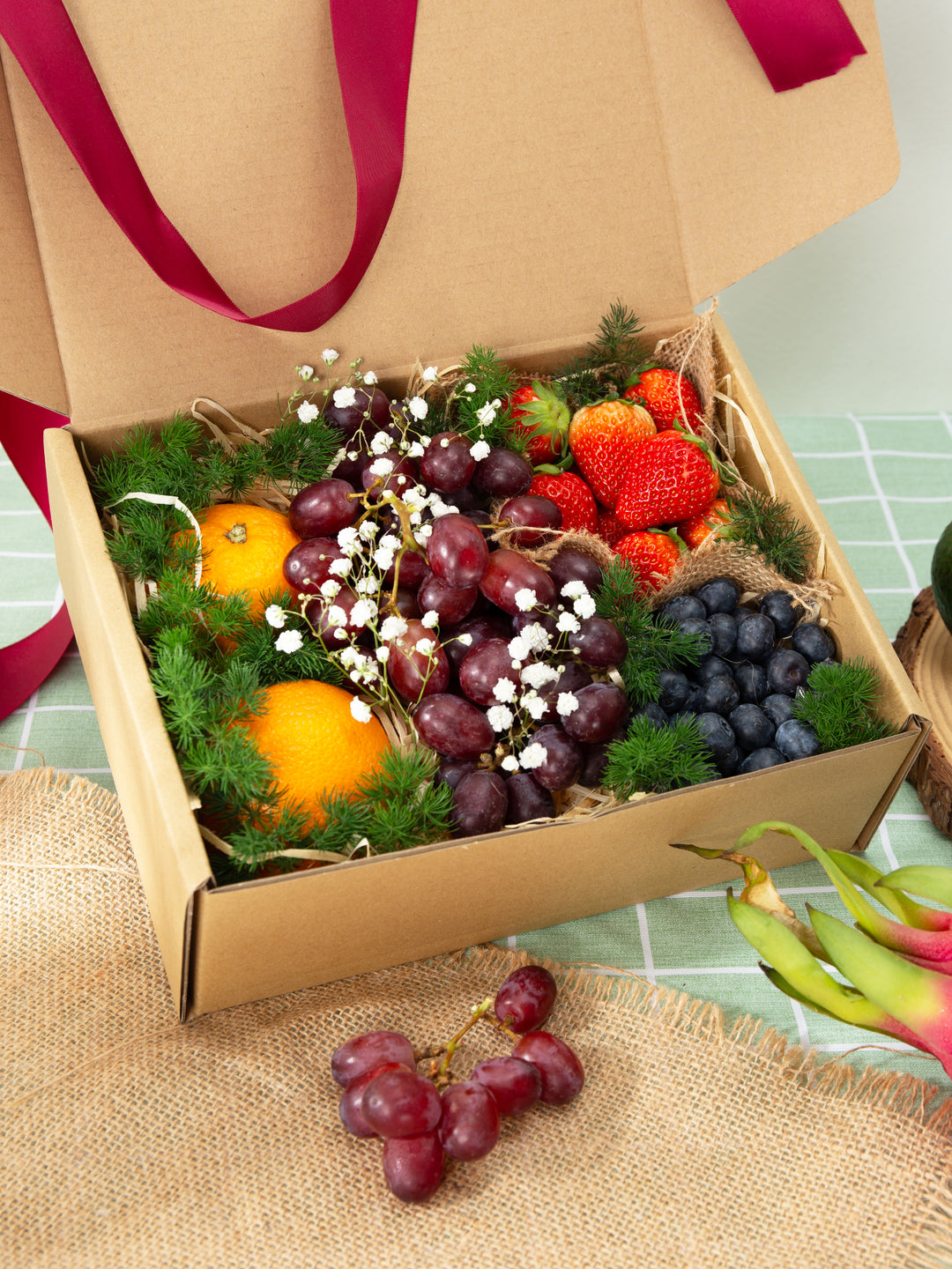 Blossom Fruit Box | Strawberry, Blueberry, Grape, Orange – Flower Sugar