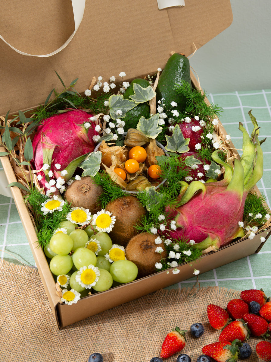 Amber Fruit Box | Dragon Fruit, Kiwi, Avocado, Plum, Physalis, Grape ...