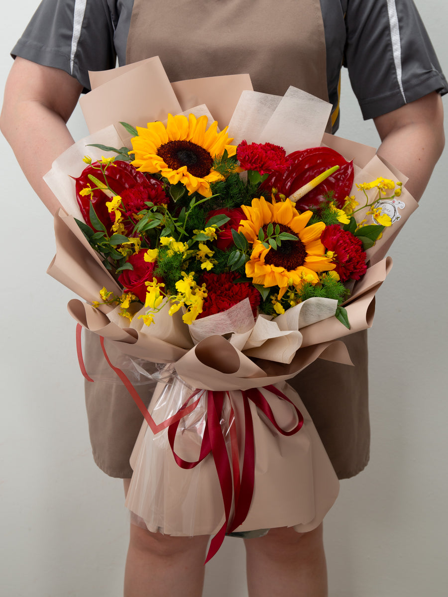 Scarlet Sunshine | Sunflower Bouquet With Red Anthurium – Flower Sugar