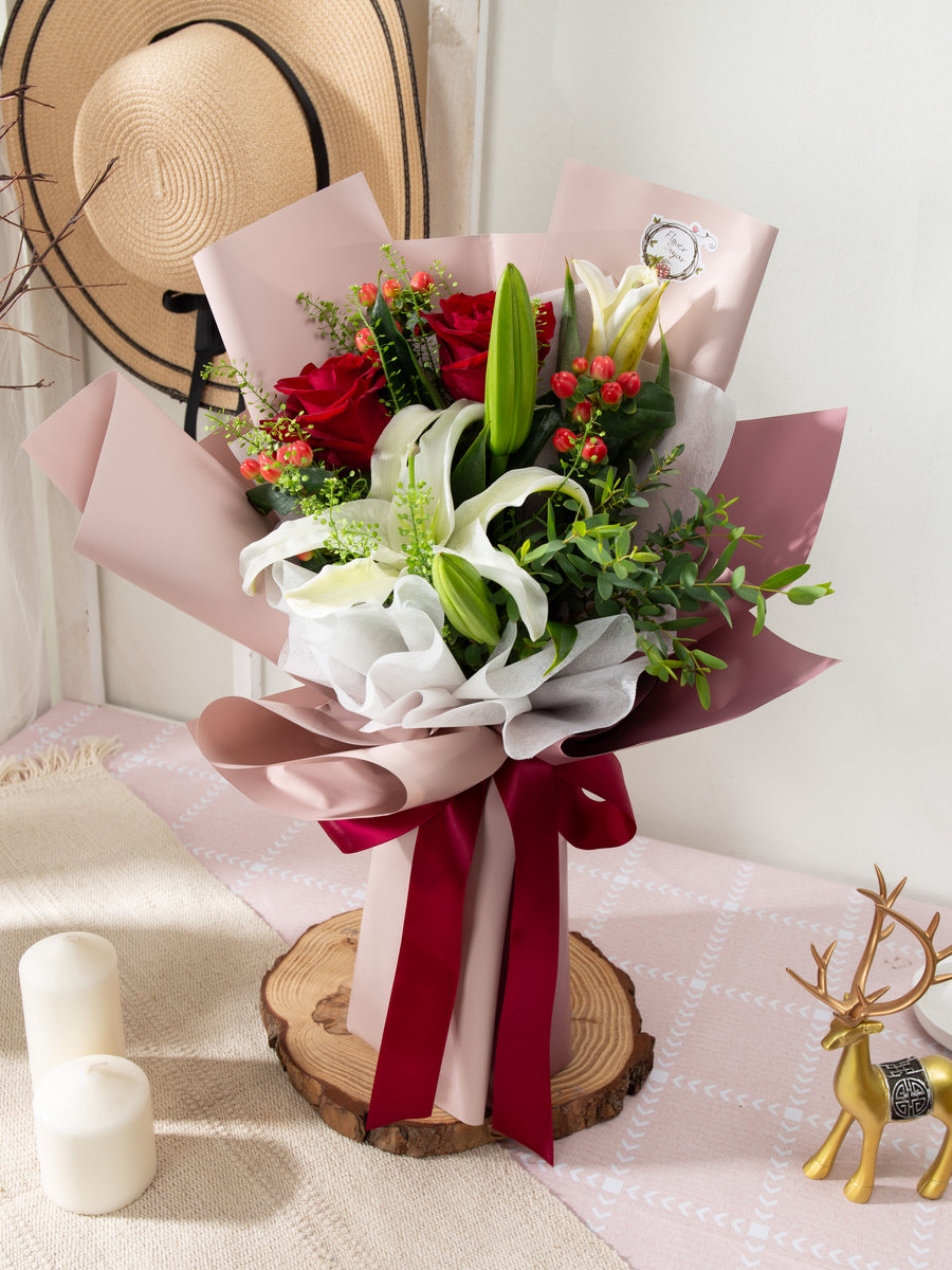 Velvet Bloom | White Lily and Red Rose Hand Bouquet – Flower Sugar