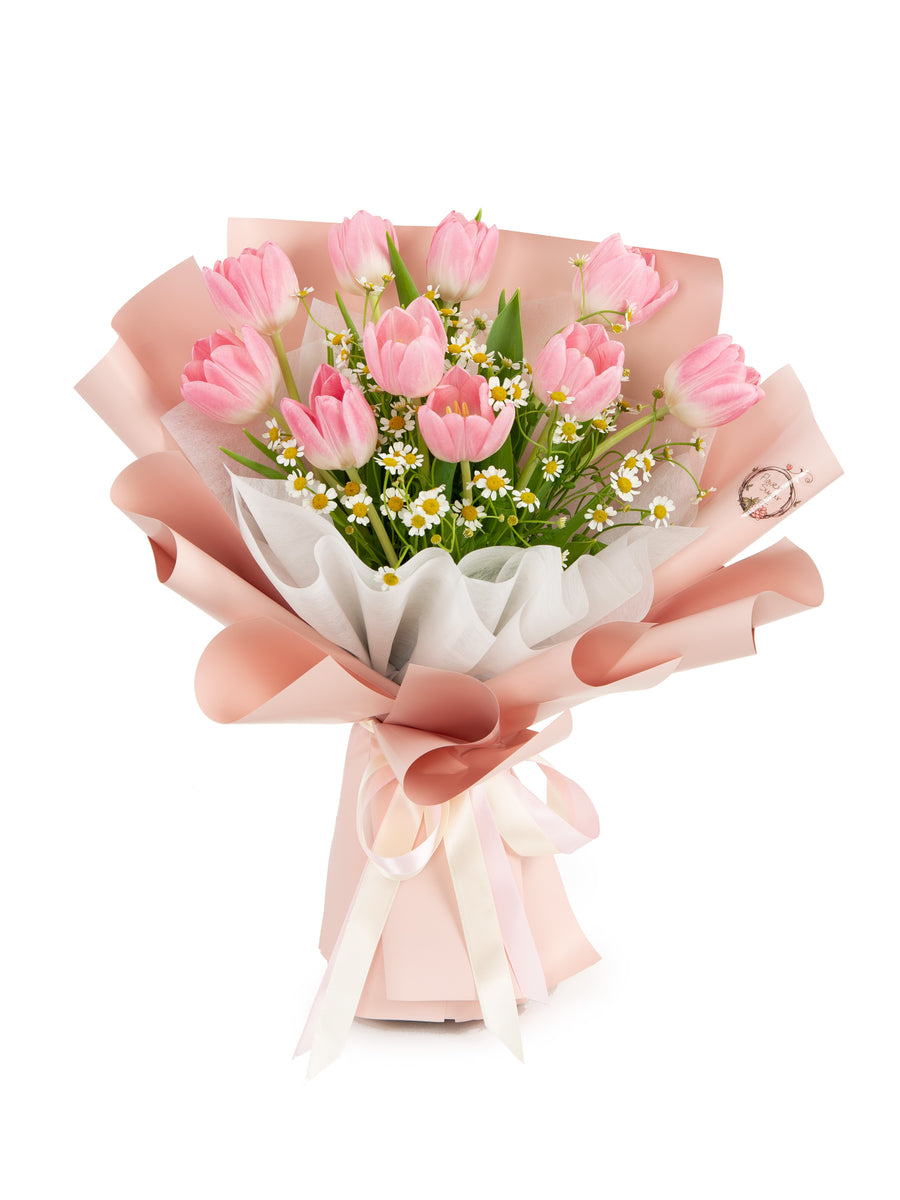 Adore | Pink Tulip and Chamomile Bouquet – Flower Sugar