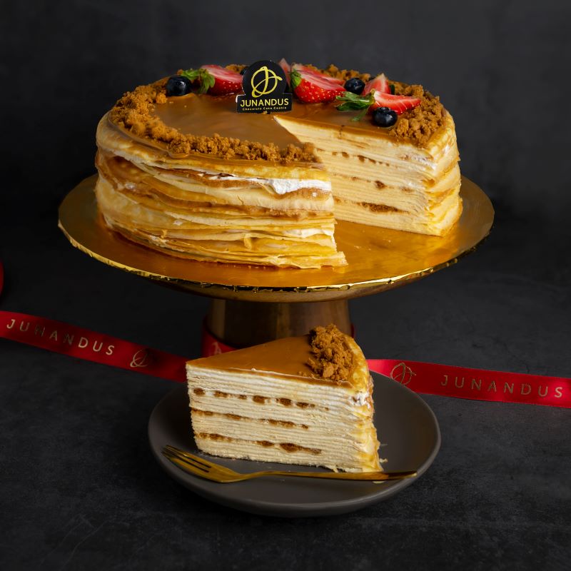 Lotus Caramalised Cookies Crepe Cake – Flower Sugar